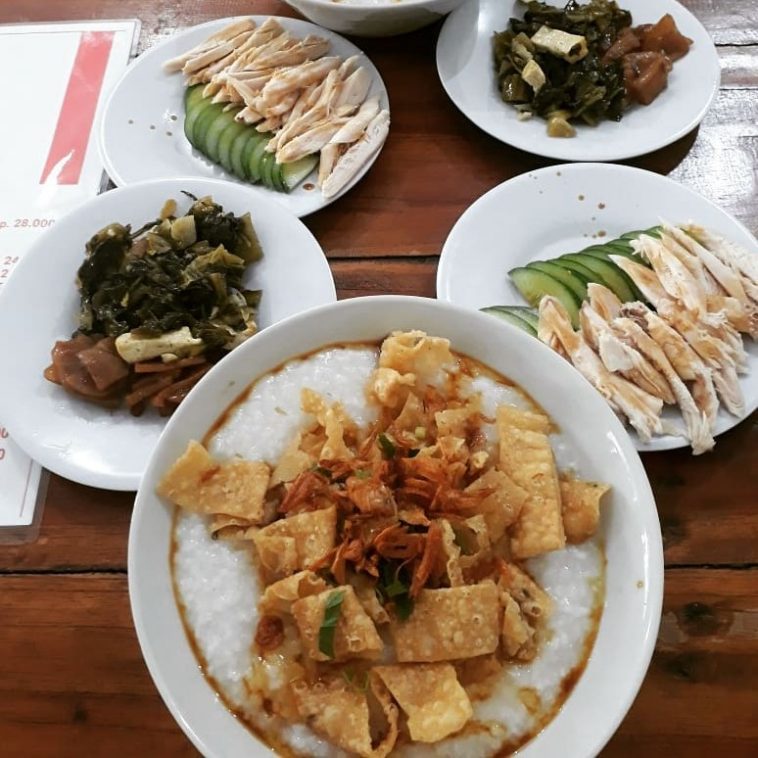 Libas Dingin Kota Mochi dengan Semangkuk Bubur Odeon Sukabumi yang ...