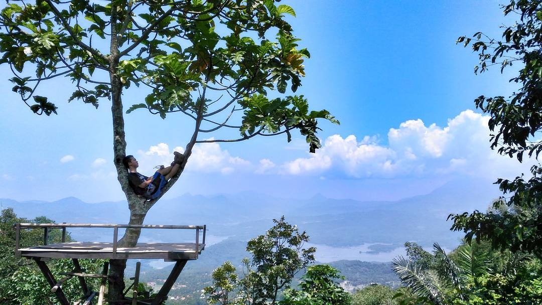 4 Wisata di Purwakarta dari Ketinggian, Spot Sempurna Menikmati Sunrise ...