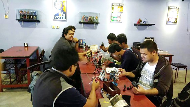 Rasakan Nuansa Superhero Cafe di Indonesia, Mana Karakter Idolamu?