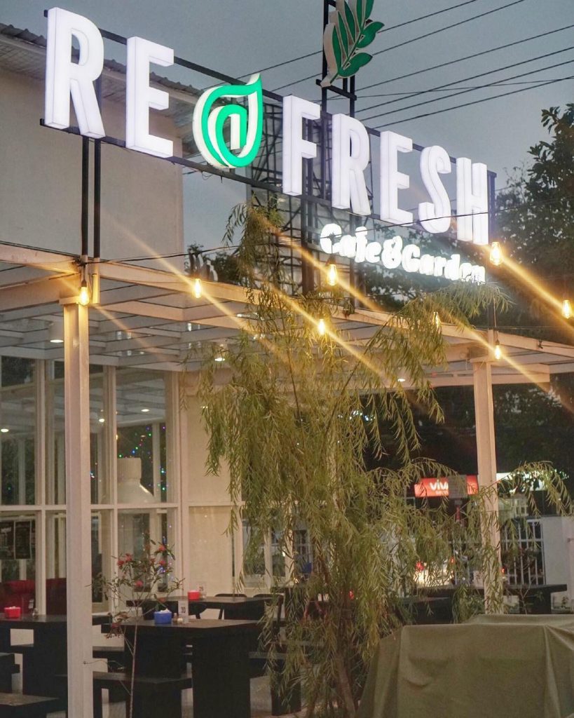 Refresh Cafe & Garden di Jogja, Sensasi Nongkrong Ala Rumah Sendiri ...