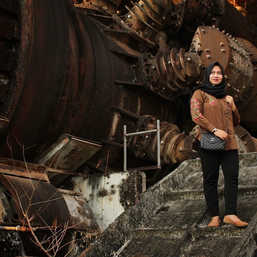 Liburan ke Tonasa Park Yuk! Bekas Pabrik Raksasa yang Disulap Jadi ...