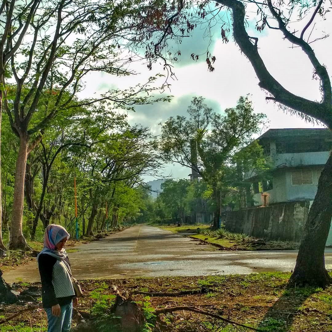 Liburan ke Tonasa Park Yuk! Bekas Pabrik Raksasa yang Disulap Jadi ...