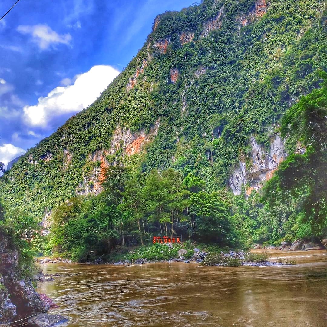 8 Geopark Indonesia Baru, Lengkapi Destinasi Liburanmu Menikmati ...