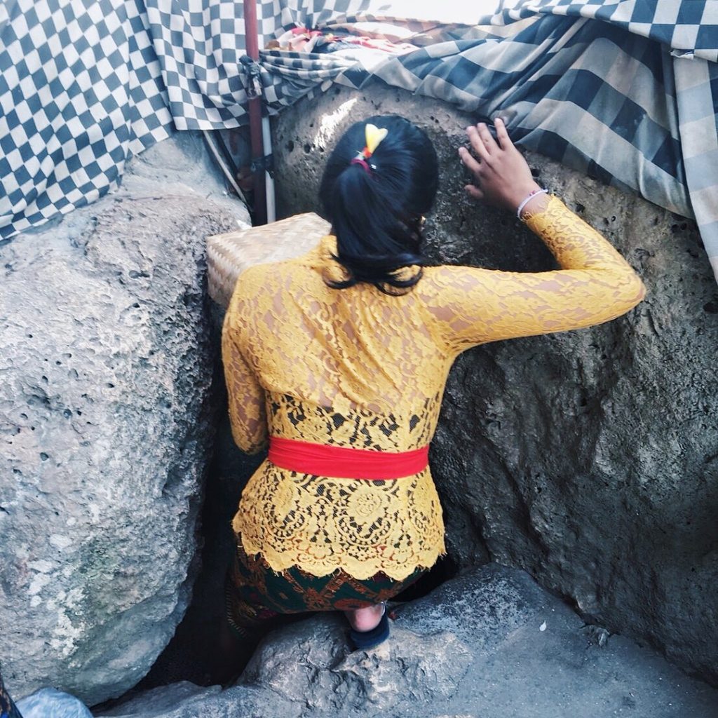 Goa Giri Putri Bali, Cantiknya Salah Satu Pura di Pulau Dewata dengan ...