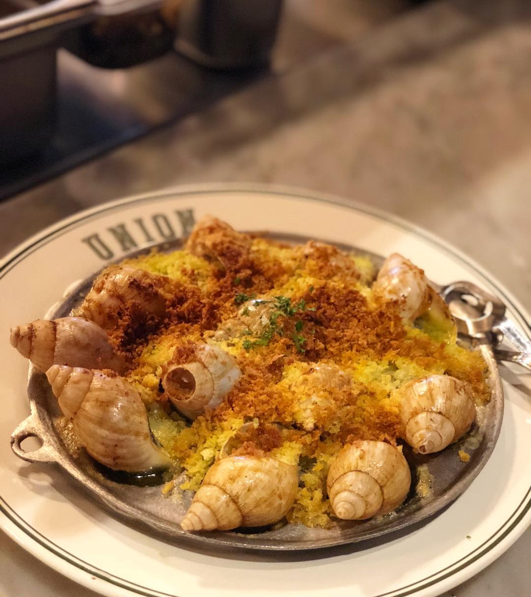 Tak Perlu ke Perancis, Ini Pilihan Tempat Makan Escargot di Jakarta
