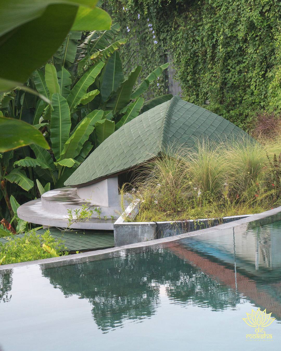 Ingin Rasakan Sensasi Bermalam di Bawah Daun? De Moksha Resort di Bali ...