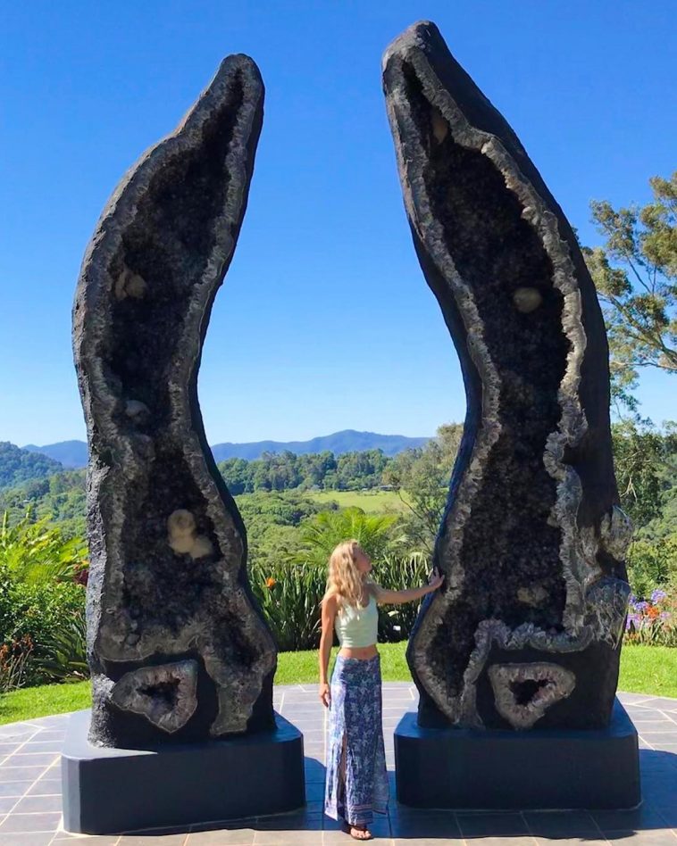 Crystal Castle Australia, Punya Gua Kristal yang Akan Membuatmu Merasa ...