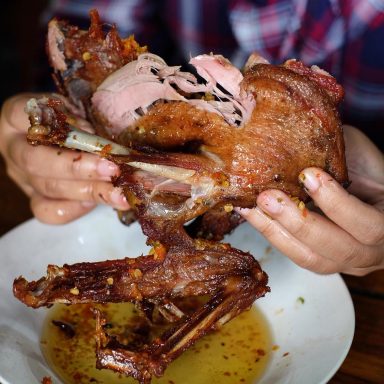 Bebek Goreng Enak di Solo, Tekstur Empuk dengan Cita Rasa Bikin Melongo