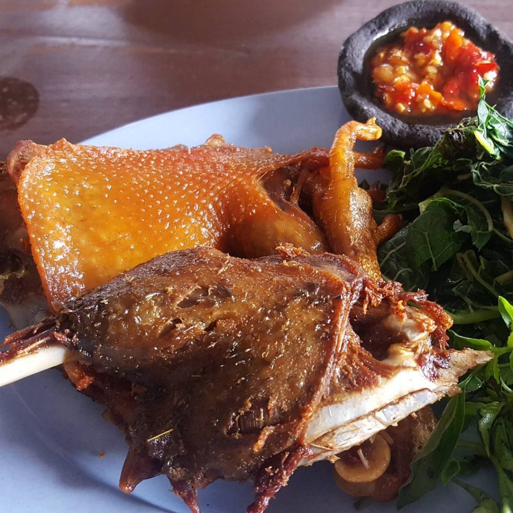 Bebek Goreng Enak di Solo, Tekstur Empuk dengan Cita Rasa Bikin Melongo