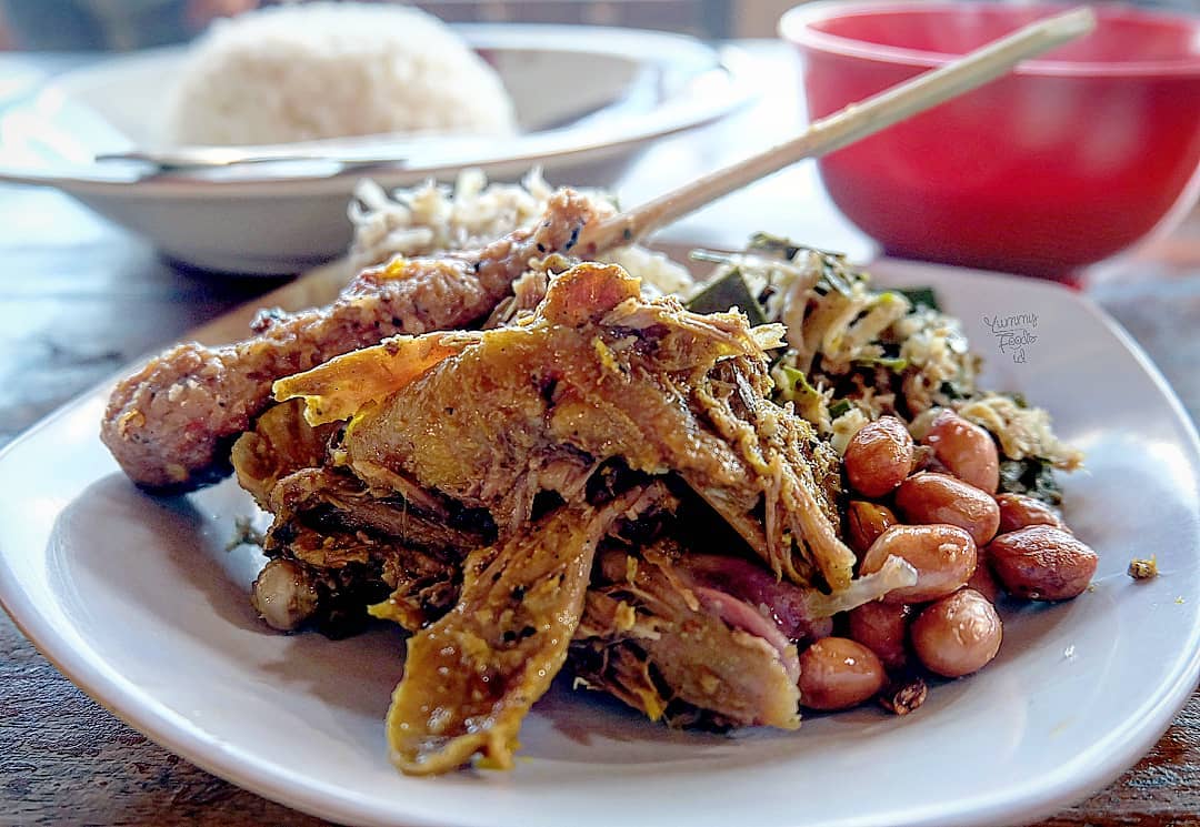 Lawar Kuwir di Bali, Kuliner Pulau Dewata yang Ramah Muslim