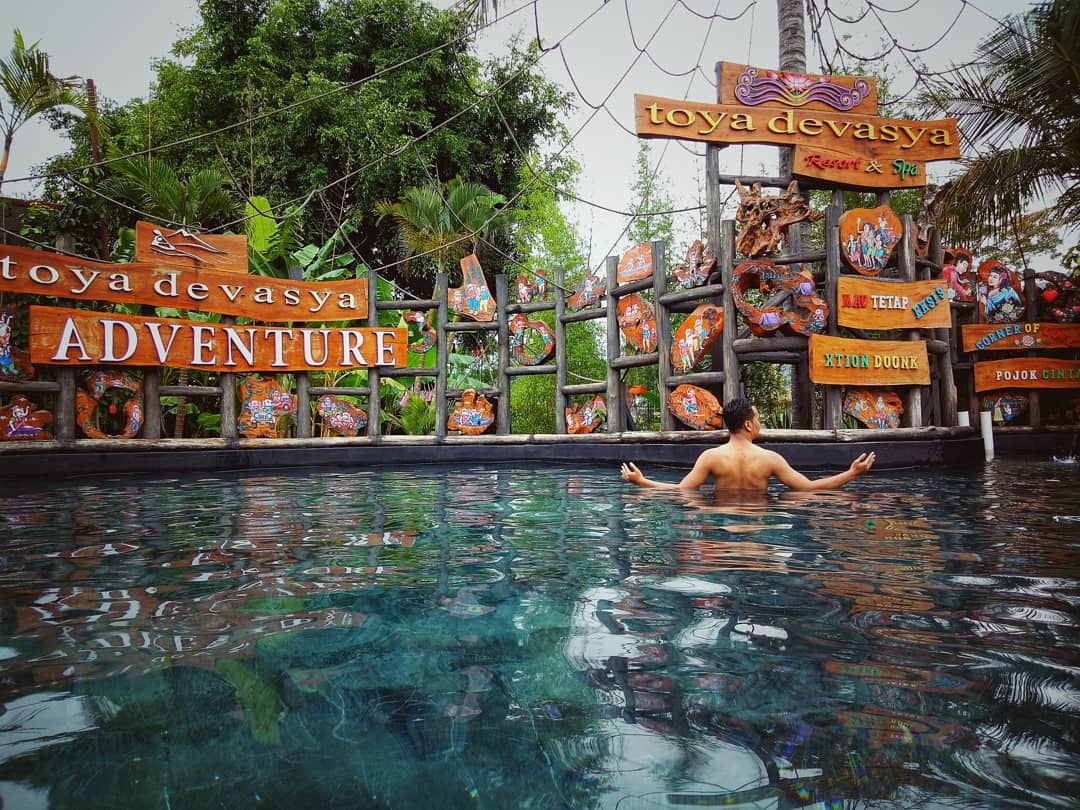 Pertama di Dunia! Waterboom Air Panas Toya Devasya di Kintamani Bali