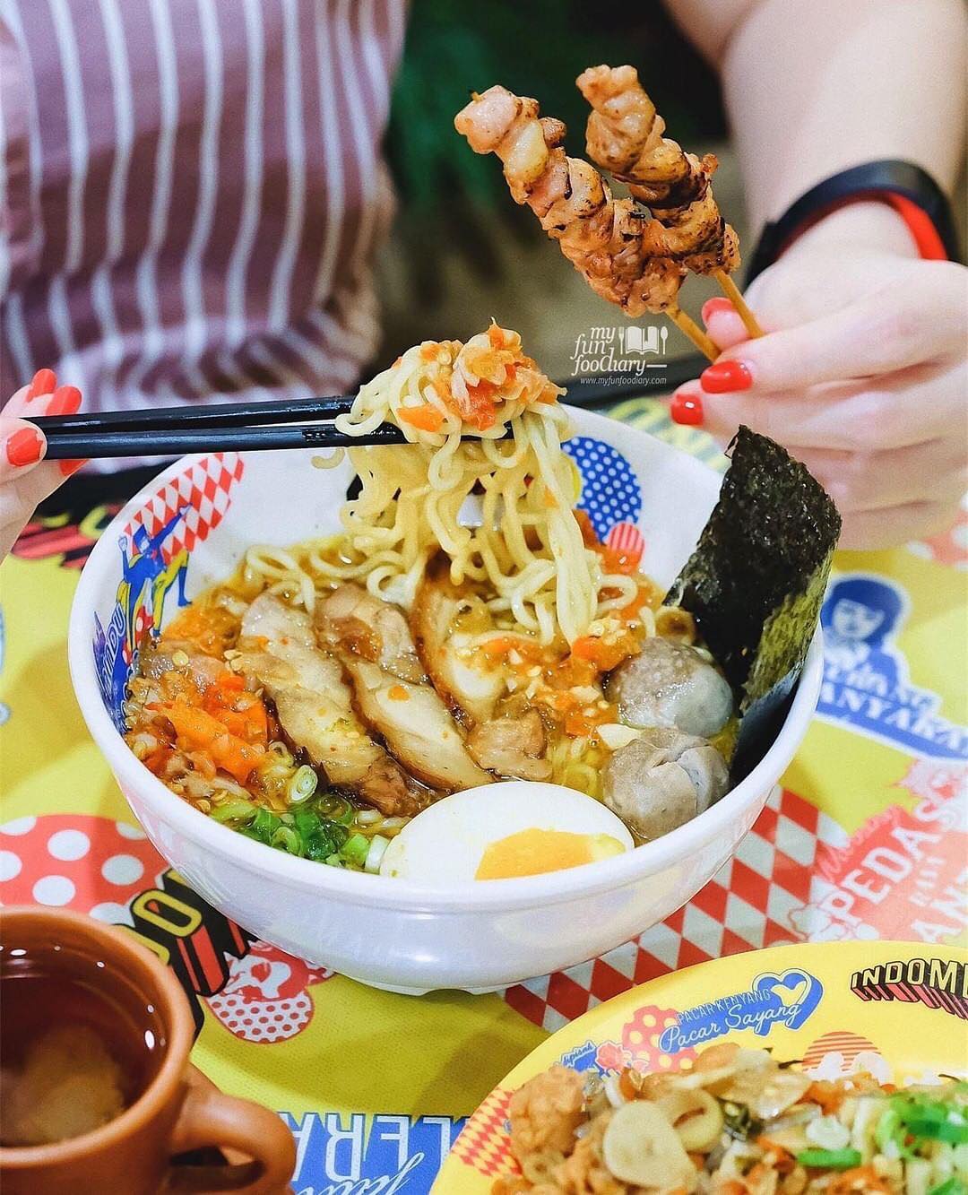 Jepang Ketemu Indonesia Jadi Indomen, Indomie Kuah Ramen! Tertarik Coba?