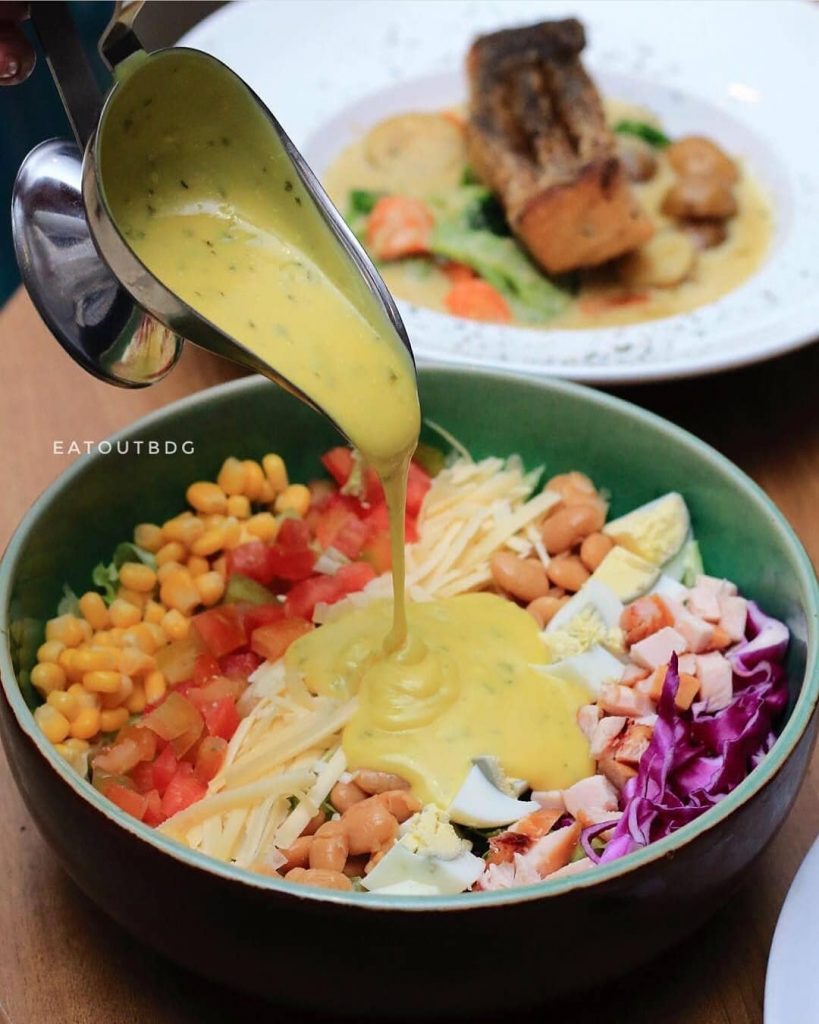 Rahasia Glosis Resto di Bandung yang Bertahan Puluhan Tahun dengan Menu ...