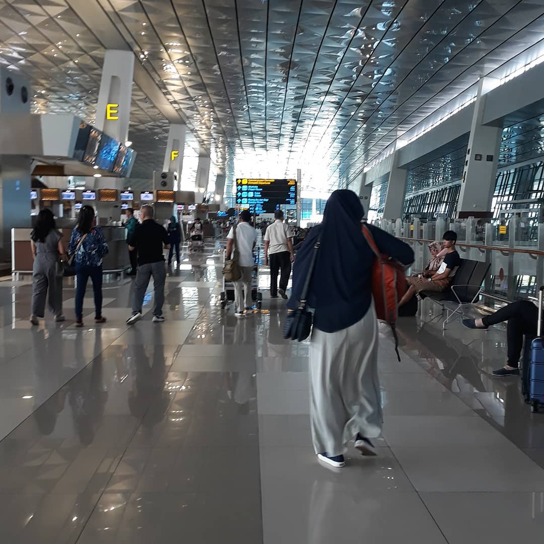 Jadi Fenomena, Warga Aceh Membuat Paspor untuk Terbang ke Jakarta Demi ...