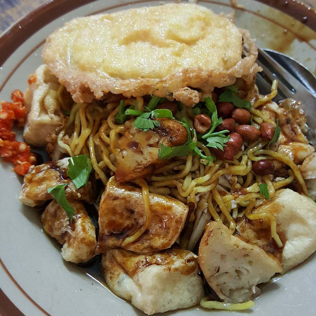 Tahu Kupat Sido Mampir, Salah Satu Sesepuh Kuliner di Solo
