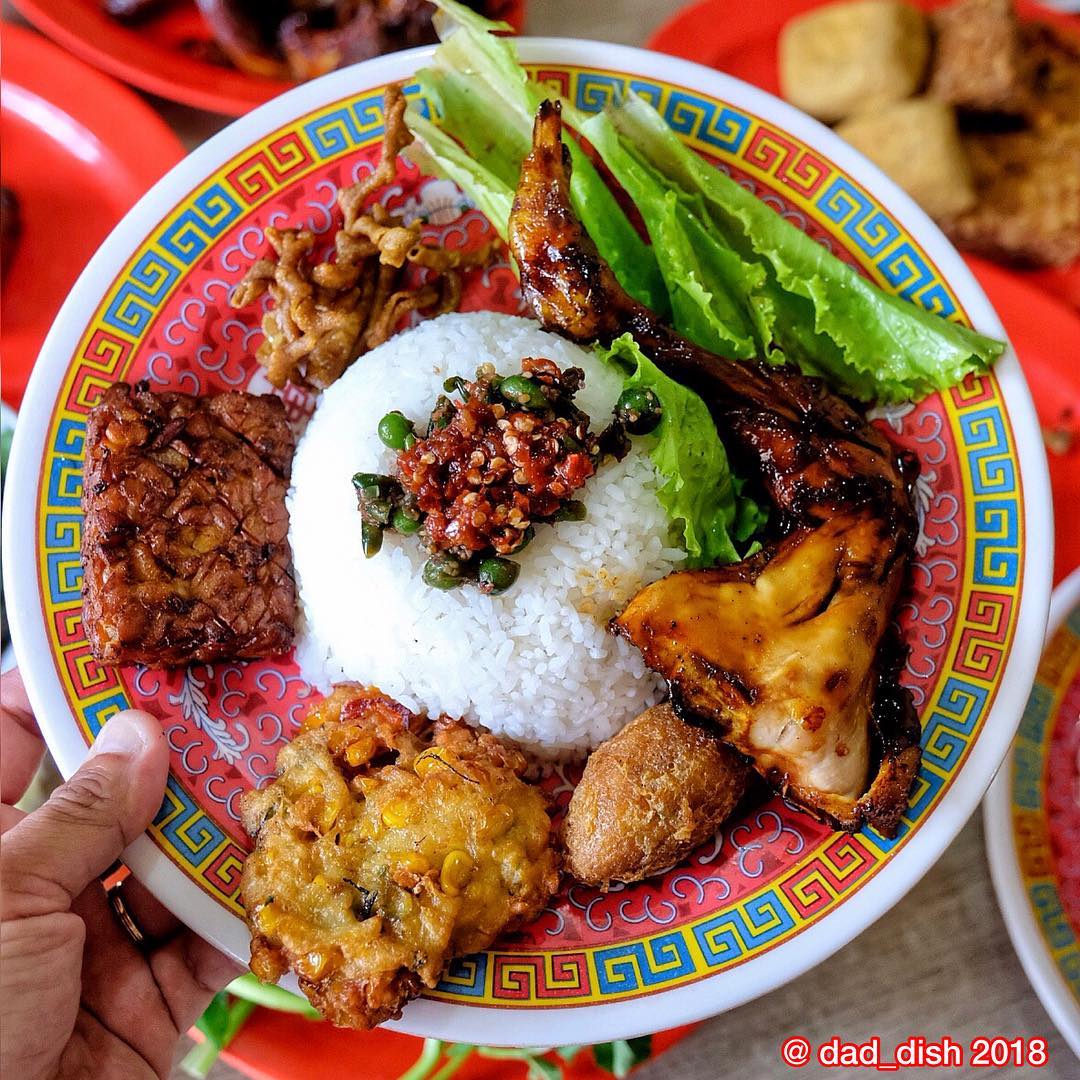 Warung Nasi Ibu Imas yang Tersohor di Bandung, Sudah Dirintis Sejak 1980-an