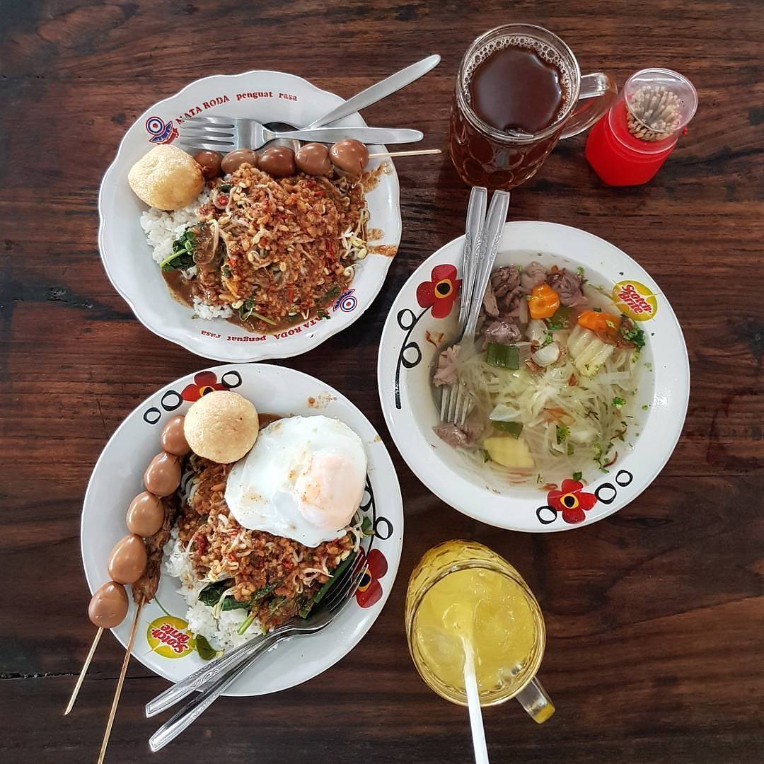 Warung SGPC Bu Wiryo, Favorit Anak UGM Termasuk Pak Jokowi Sejak Tahun 1959