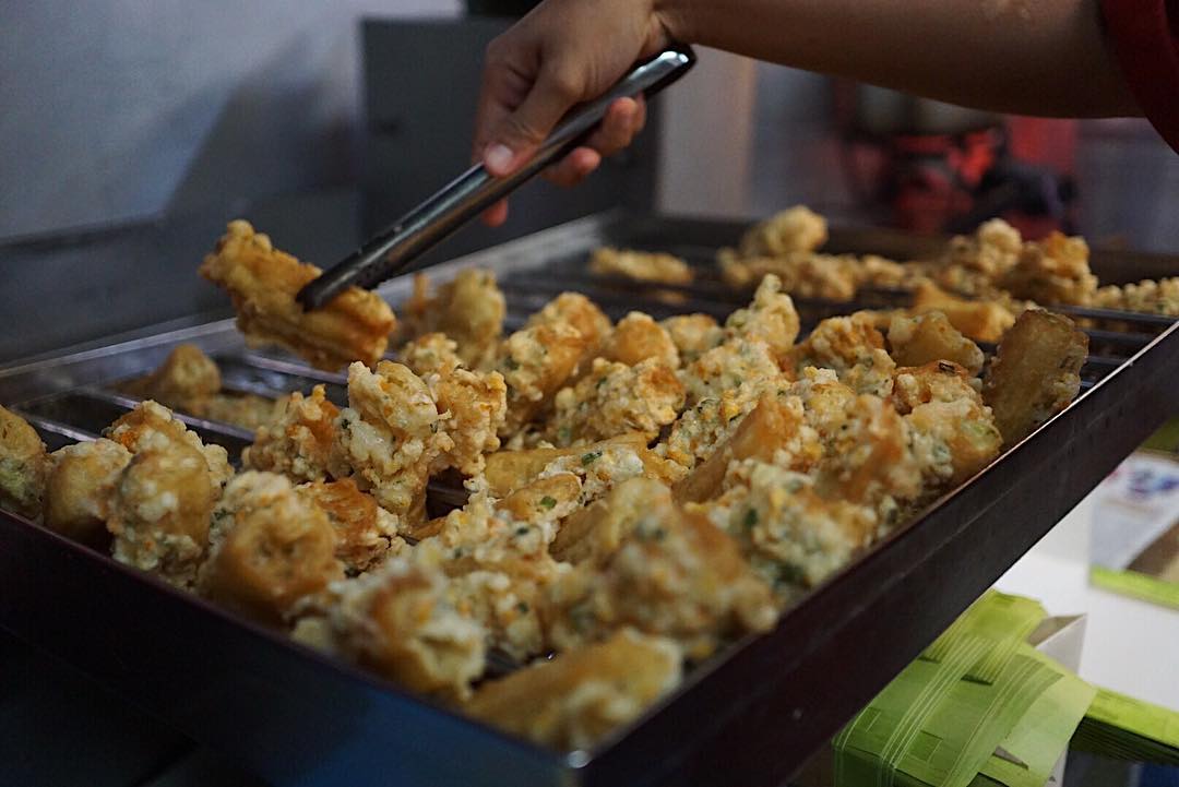 Cakue Peneleh Pasar Atom, Camilan Legendaris di Surabaya yang Wajib Dicoba