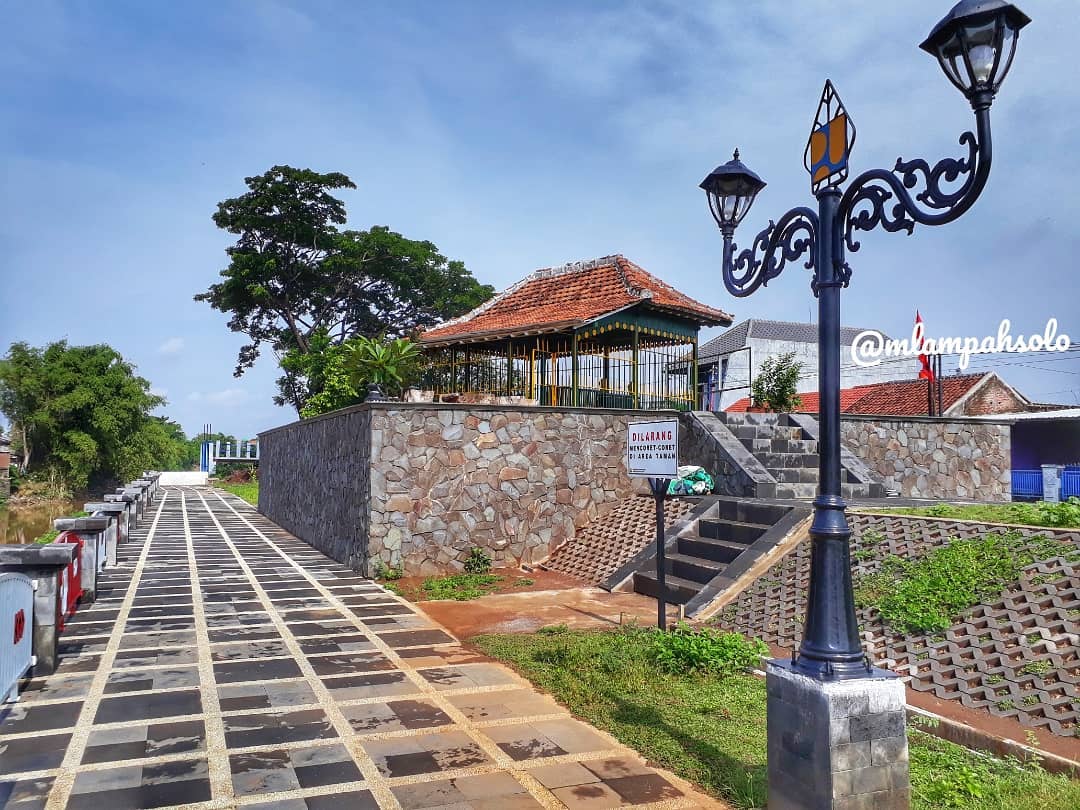 Bendung Karet Tirtonadi Solo, Si Penahan Banjir yang Ditata Cantik