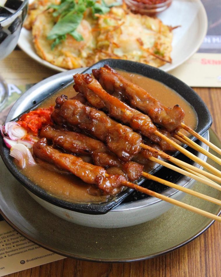 Sate Khas Senayan yang Sudah Melegenda Sejak 1974, Populer dan Suguhkan Citarasa Nendang