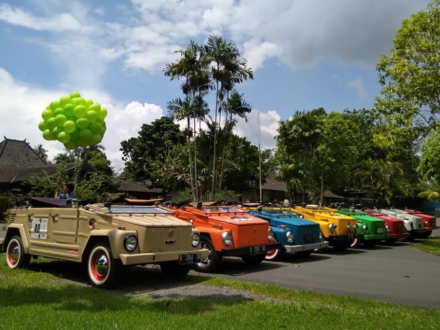 VW Cabrio Tour Borobudur, a New Way to Explore the Magnificent Temple