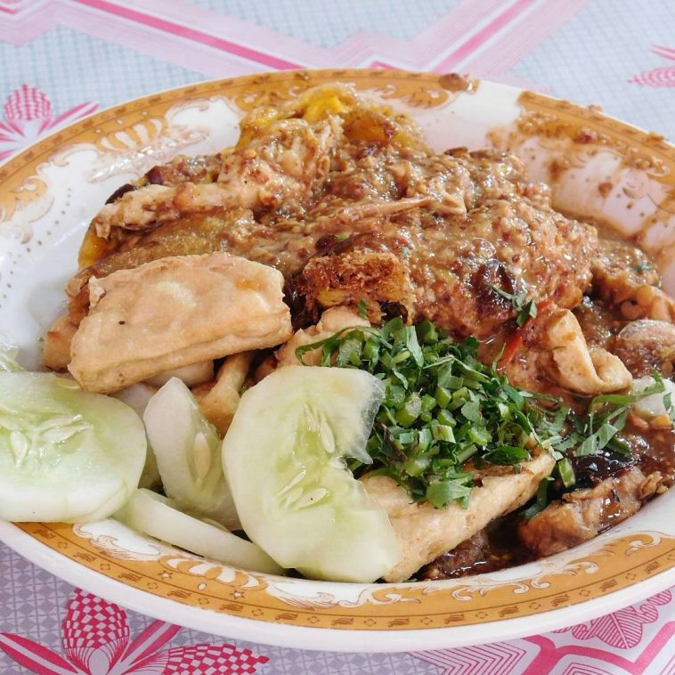 Daftar 10 Tahu Gimbal di Semarang, Pilihan Santapan Kota Lumpia yang ...