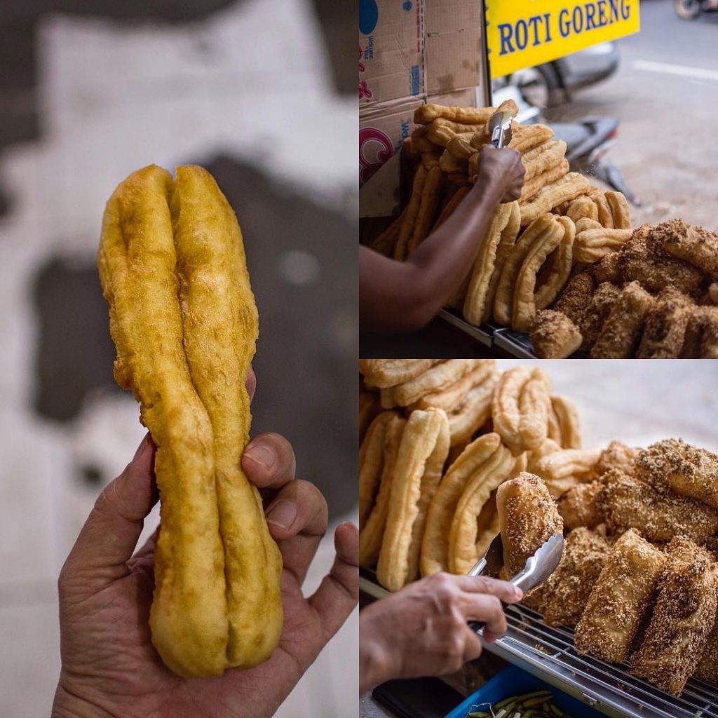 Cakue dan Roti Goreng di Surabaya, Cemal Cemil Enak dan Bikin Kenyang