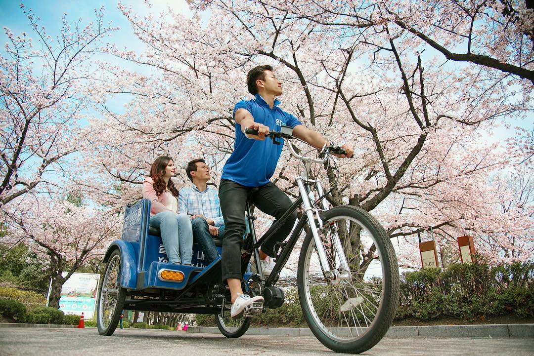 Coba Kendaraan Tradisional Saat Liburan, Sukses Bikin Malas Pulang