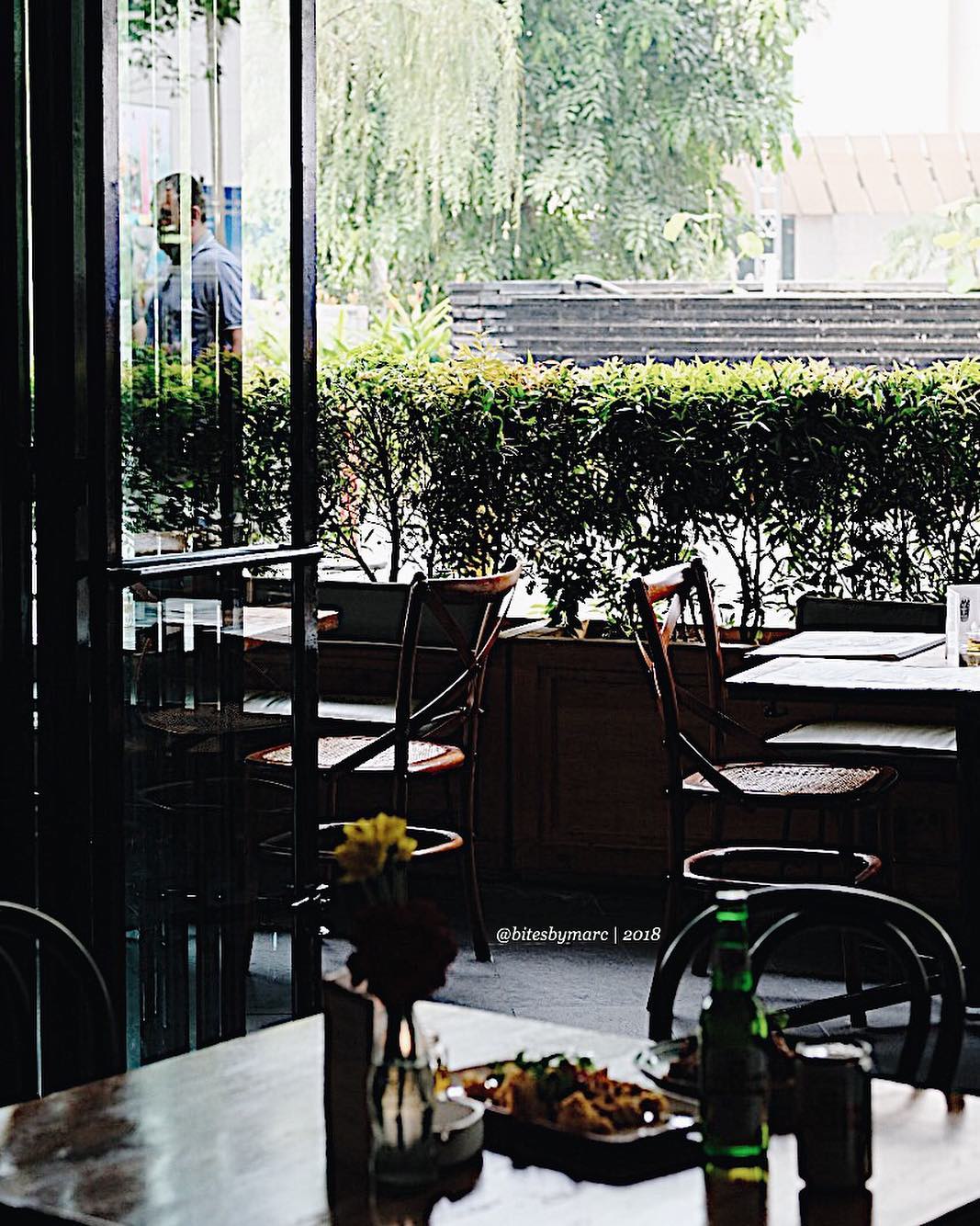 Kafe Rustic di Jakarta Buat Lokasi OOTD Gisella, Biar Foto Endorse ...