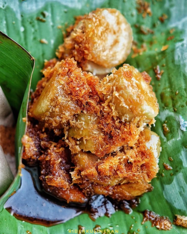 Lopis di Jogja, Buat Kamu yang Suka Camilan Manis Merapat ke Sini Yuk!