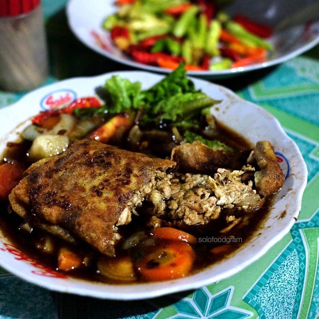 Pilihan Bestik di Solo, Steak dengan Kearifan Lokal Khas Kota Budaya