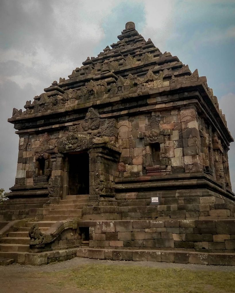 Ijo Temple, the Highest Temple in Yogyakarta with Spectacular Sunset
