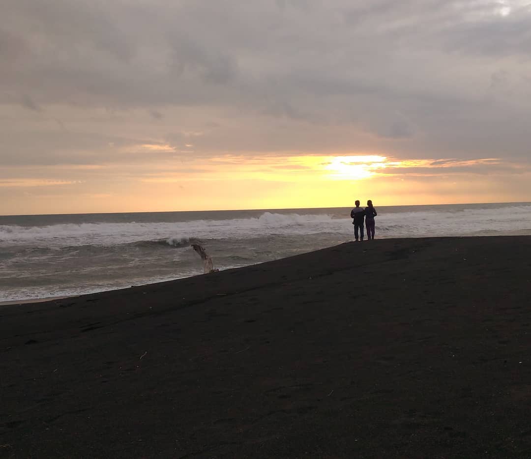 Samas Beach and Its Beautiful Flower Garden