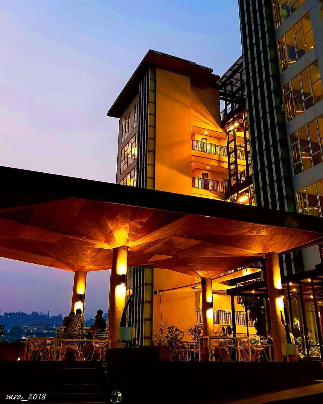 Hotel dengan Jacuzzi Pribadi di Bandung, Puas Berendam Tanpa Takut ...