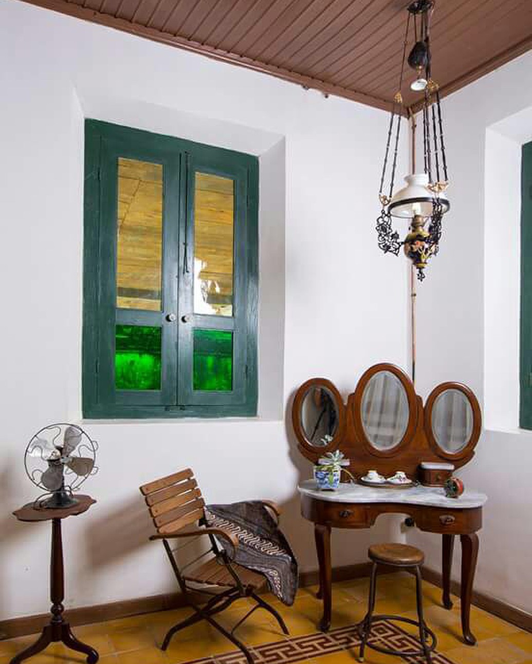 When In Solo, Guest House Bernuansa Jadul yang Bikin Tamu Kembali ke ...