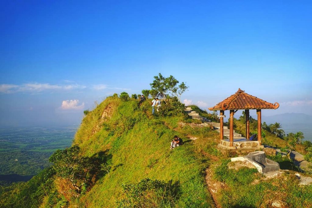 Embung Batara Sriten, the Instagenic Highest Pond in Yogyakarta