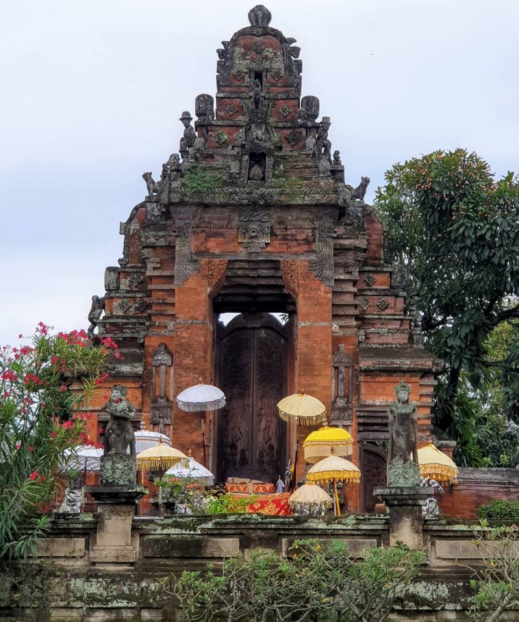Kerta Gosa, a Floating Justice Court of Klungkung