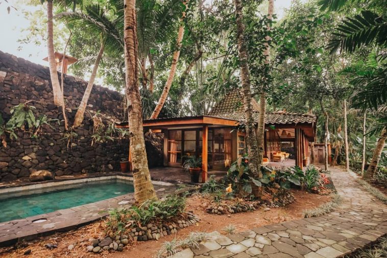 Tempat Menginap di Jogja dekat Sungai, Sensasi Liburan ala Pedesaan