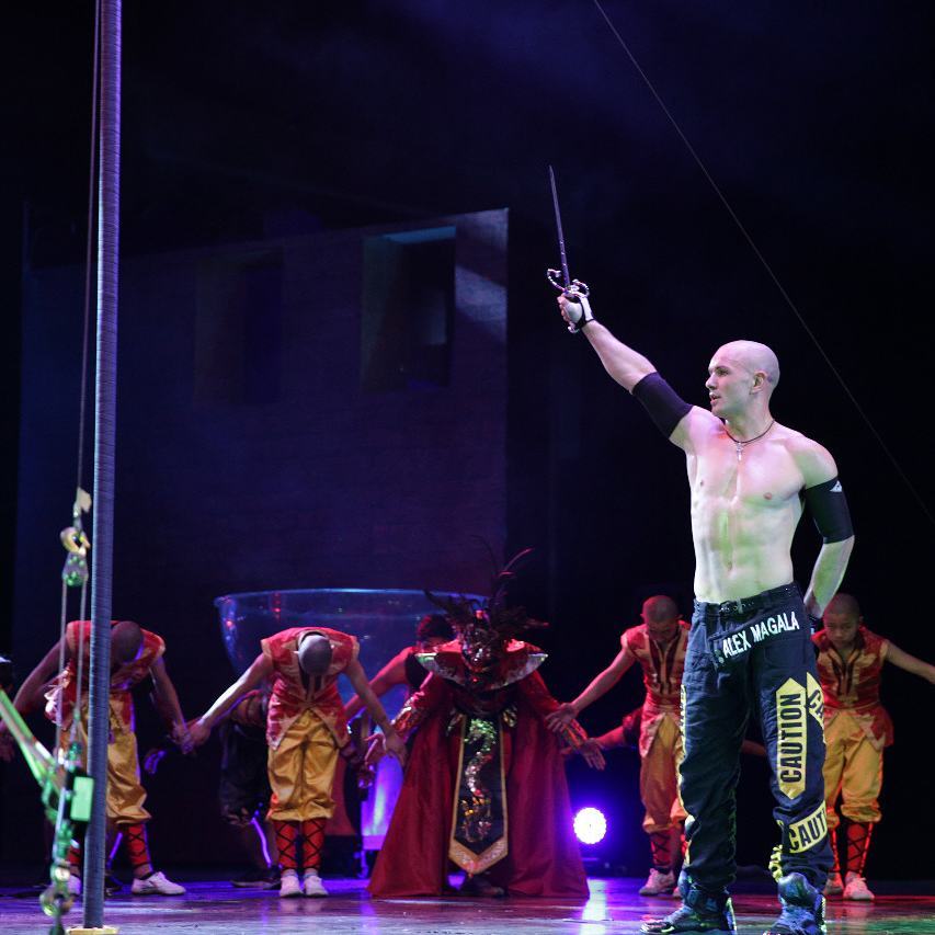 Having Fun at Trans Studio Bandung, the Biggest Indoor Theme Park in ...