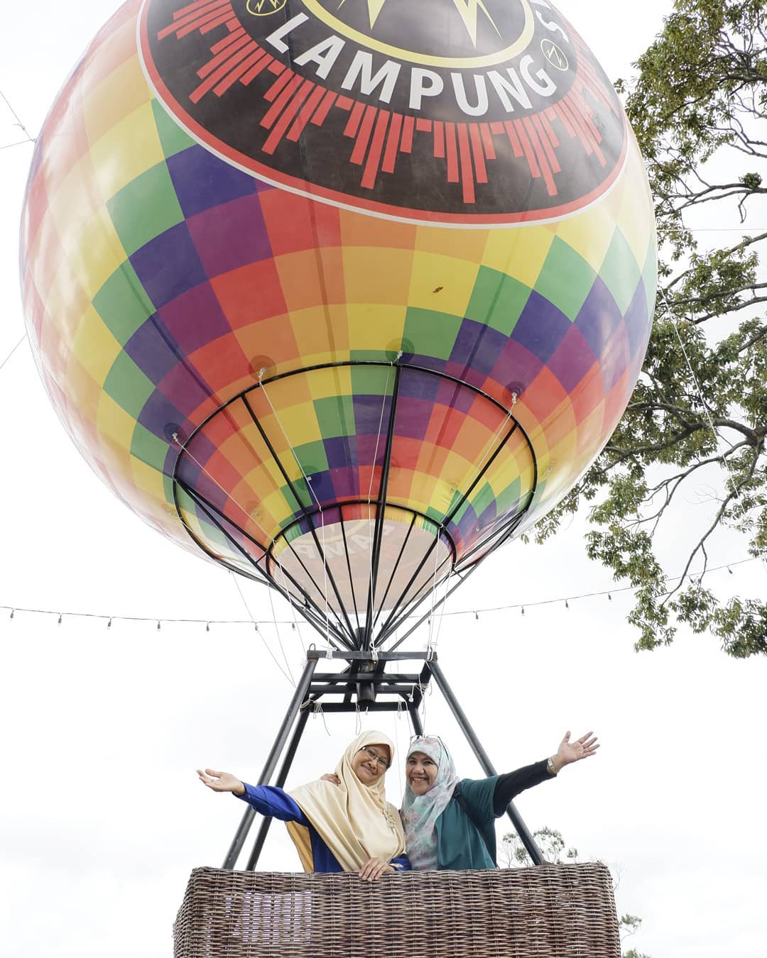 10 Spot Ala Balon Udara di Indonesia, Ngabuburit Cantik ala Cappadocia