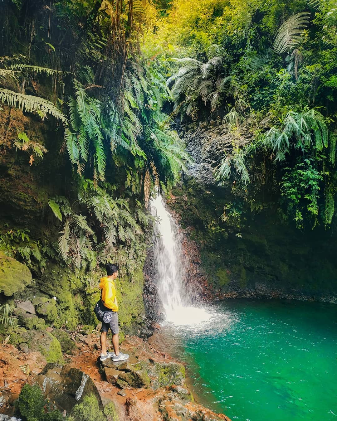 10 Ide Foto di Curug Pangeran, Wisata Bogor yang Dikunjungi Angela Gilsha