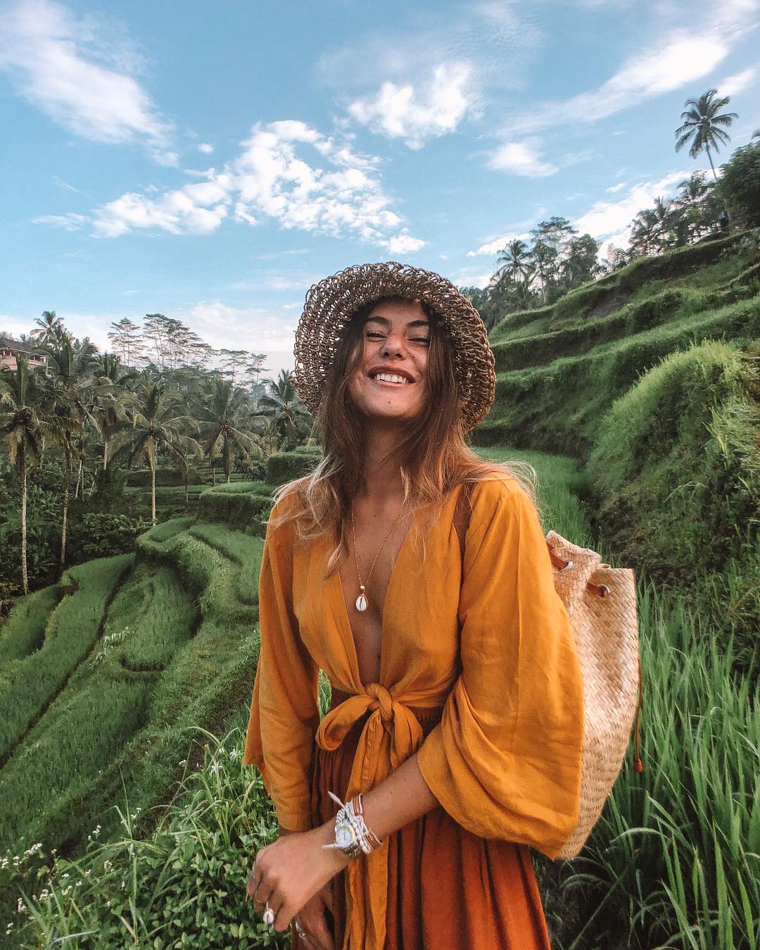 Inspirasi Model Tas yang Bisa Kamu Pakai Saat OOTD-an di Tegalalang ...