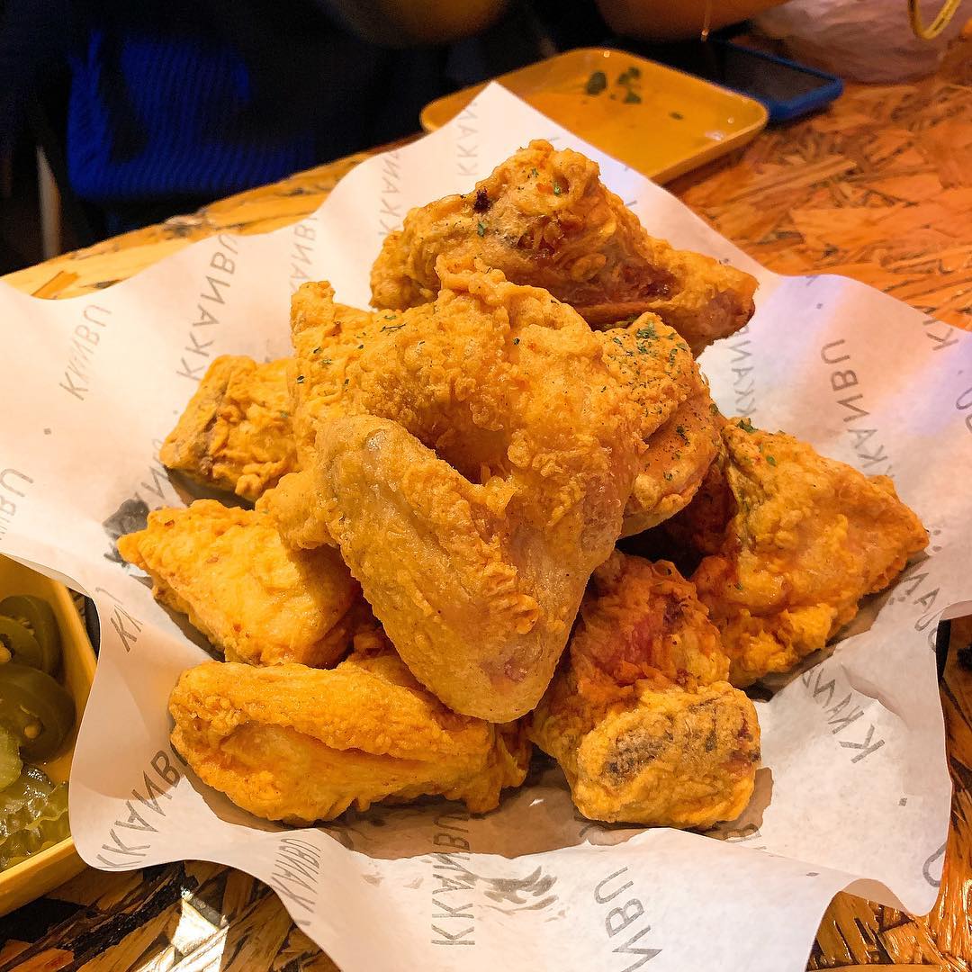 Tempat Terbaik Menikmati Ayam Goreng di Seoul, Salah Satu Makanan ...