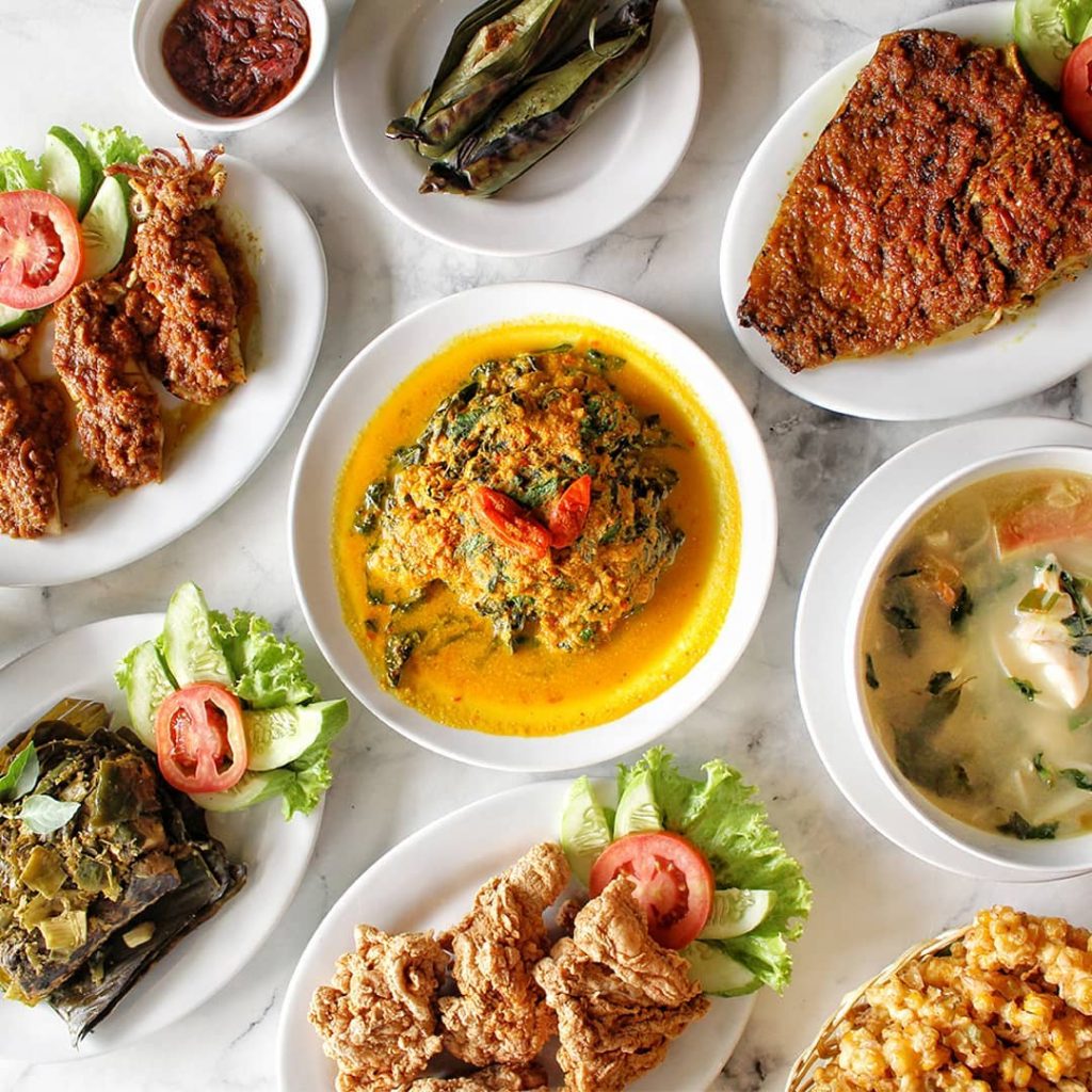 Restoran Manado di Jakarta Pusat, Lezatnya Santap Menu-menu Pedas Saat ...