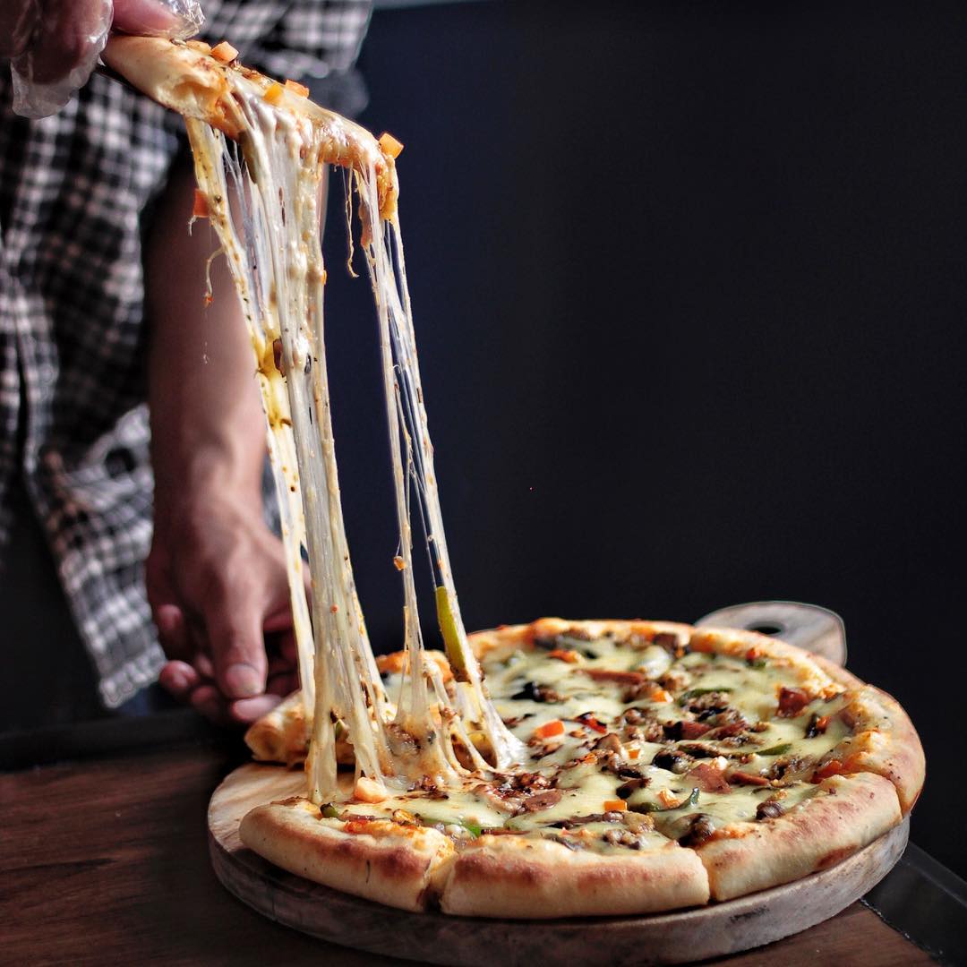 Tempat Makan Pizza Lokal di Malang yang Patut Dicoba, Soal Rasa Nggak ...