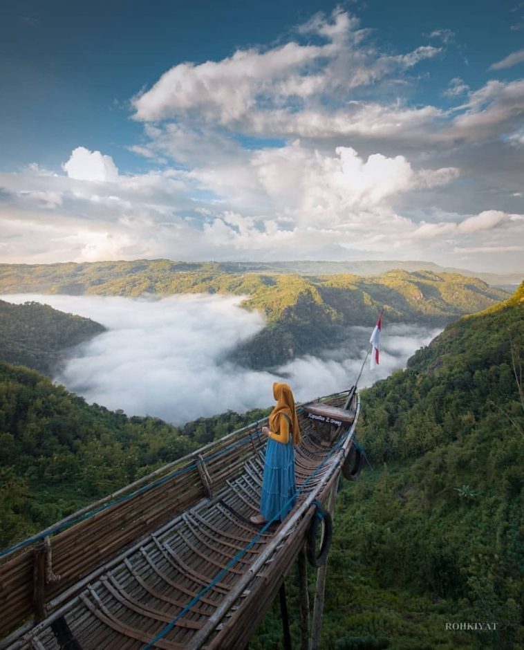 Wisata di Pinggir Jurang Indonesia, Menantang Tapi Bikin Penasaran