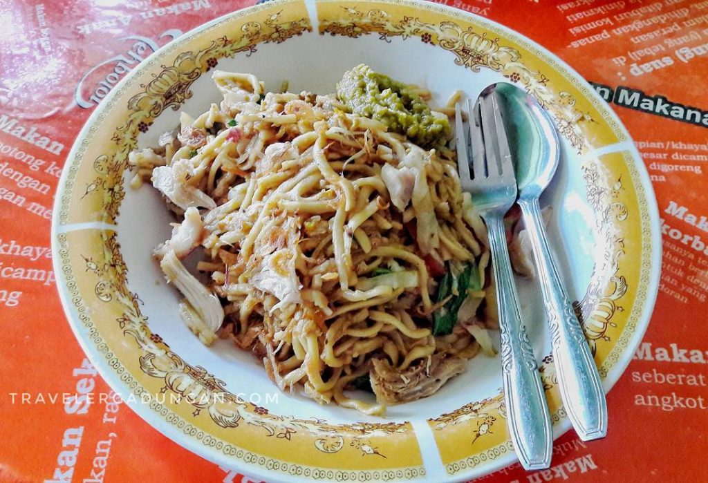 Mie Khodon Teluk Betung Lampung, Kuliner Legendaris Setia Menemani ...