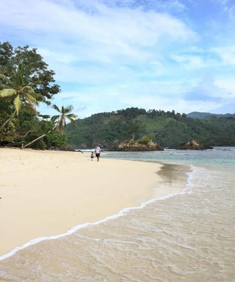 Kiluan Bay Lampung, the Dolphins Playground at the Southern Tip of Sumatra