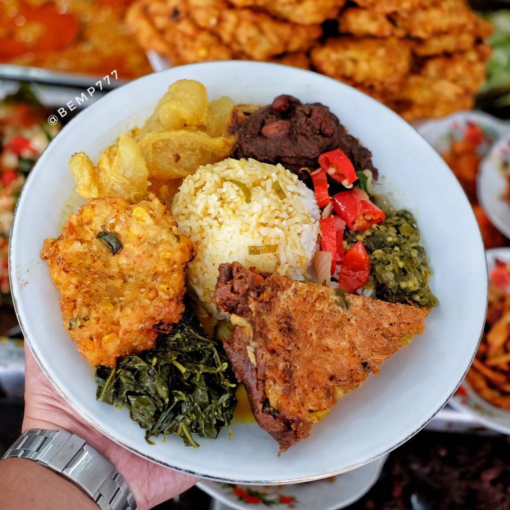 Gulai Tunjang di Jakarta Selatan, Pecinta Kikil Yuk Berkumpul!