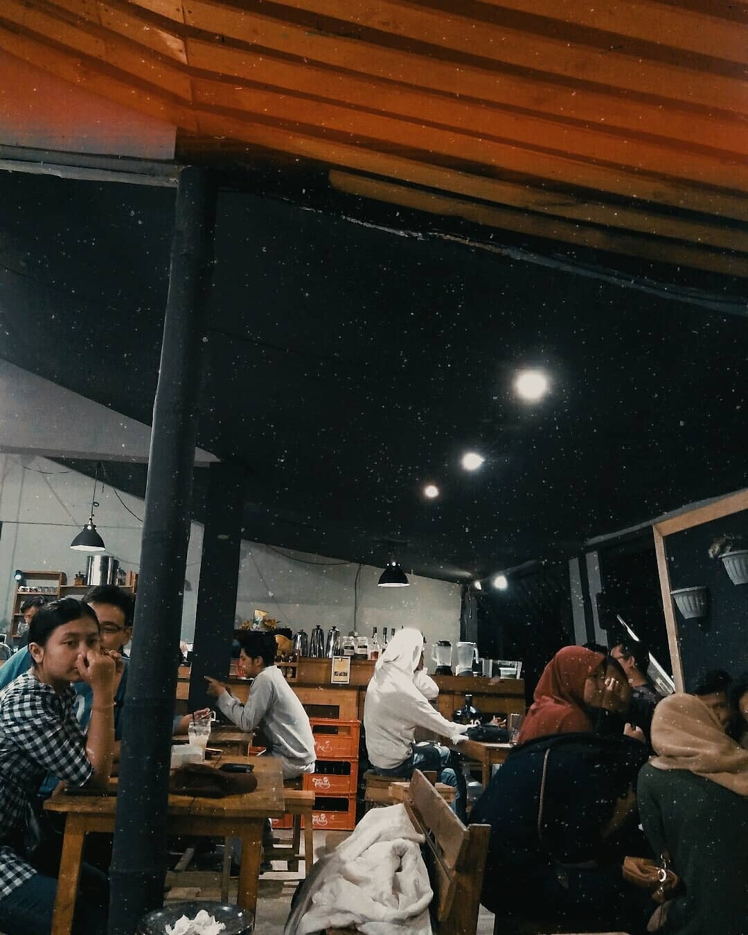 Kedai Kopi Buat Begadang di Malang, Ada yang 24 Jam